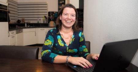 Column Esther Singer | CNV